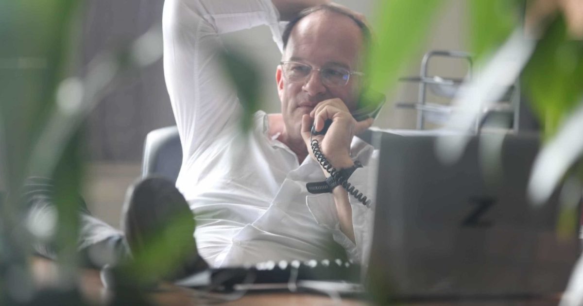 8 questions pour comprendre l’énergie - Entrevue avec Robert La Roche ...